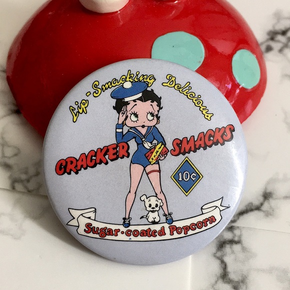 Betty Boop | Jewelry | 21 Betty Boop Cracker Smacks Button Pin Brooch ...